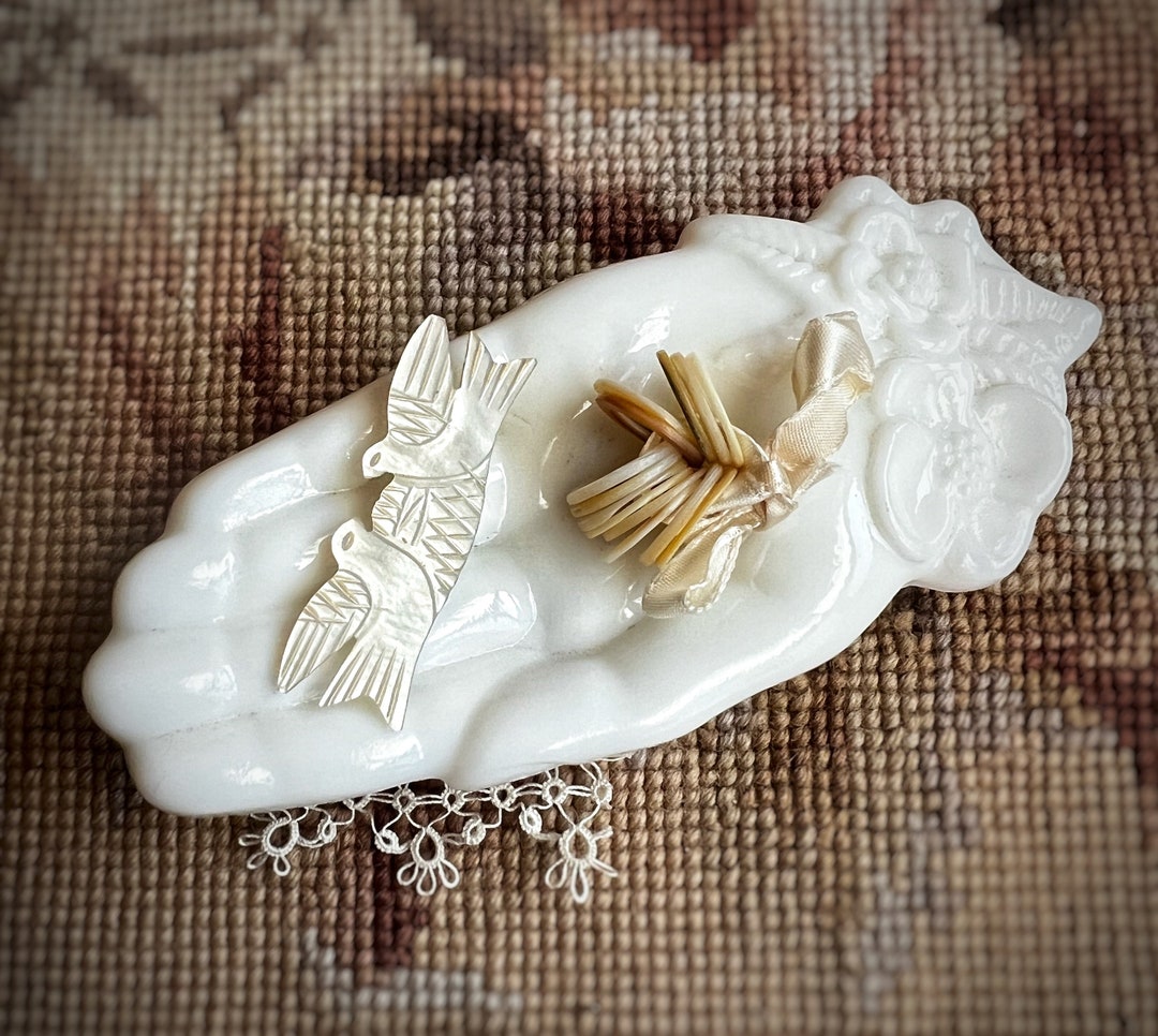 Milk Glass Hand Dish Avon Vintage White Milkglass Tray - Etsy