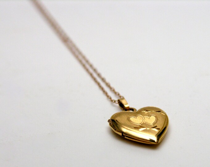 14K Solid Gold Heart Locket Necklace Vintage Valentine's Day Dainty ...