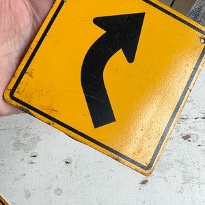 Miniature Roadway Alignment Sign Highway Warning Steel Curve Arrow ...