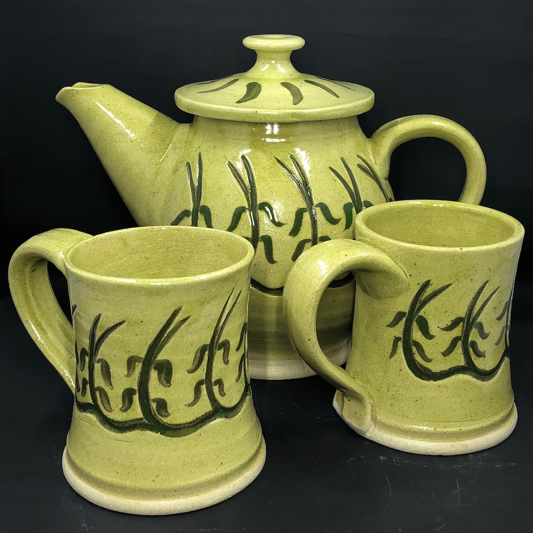 Bilbo Baggins Inspired Tea Set. Teapot Plus 2 Tea Mugs - Etsy