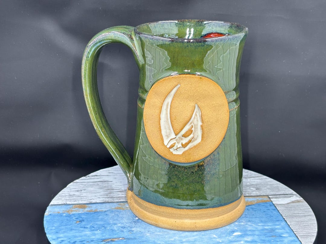 Mandalorian Mug, Mud Horn Signet, Star Wars, Black Over Macadamia Glaze ...