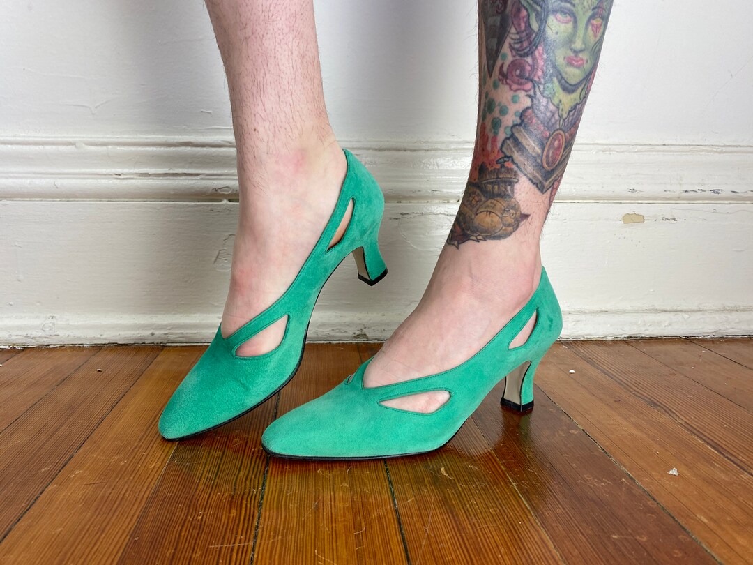 80s Vintage Sea Green Cyan Suede Cutout Spool Heel Pumps by Apart Size ...