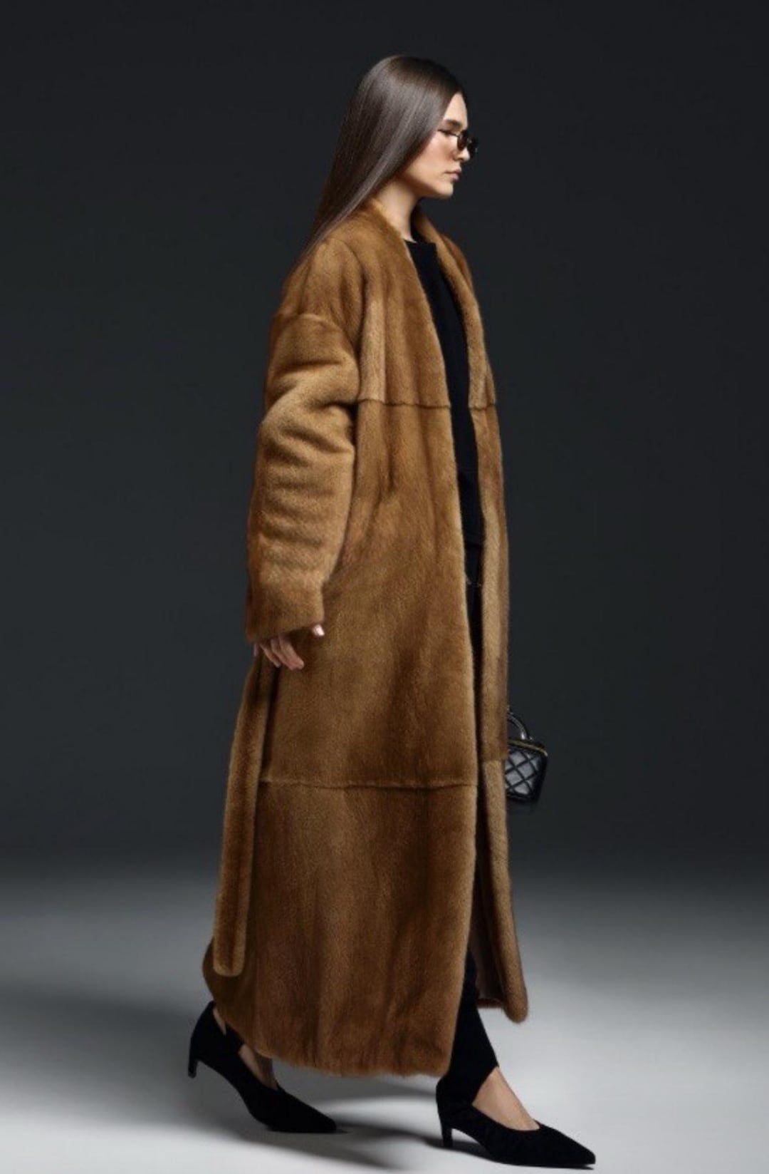 Lungo cappotto di visone color oro, caldo cappotto di pelliccia per ...