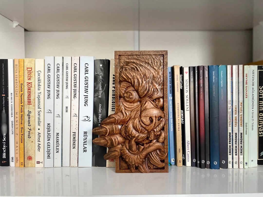 Hand-carved Wooden Werewolf Book Divider – Gothic Shelf Decor ...