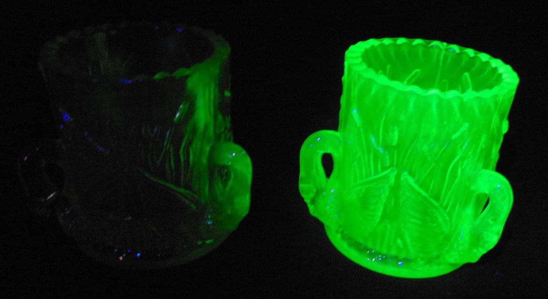 Westmoreland Vaseline 3 Swan Toothpick Holders Iridescent Uranium Glass ...