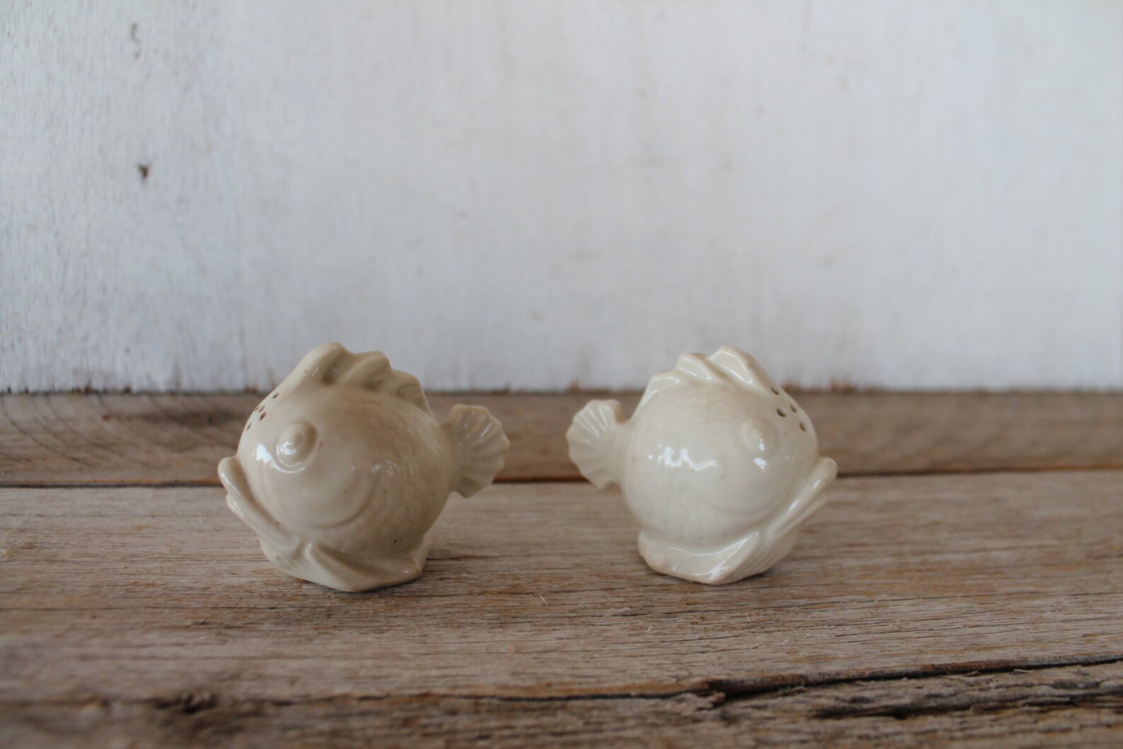 Vintage White Fish Salt & Pepper Shaker Set // Made in Japan - Etsy