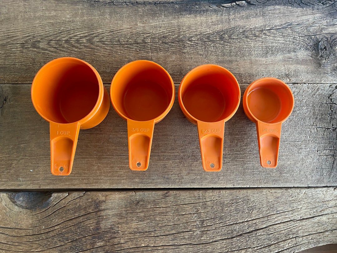ORANGE Vintage Tupperware Measuring Cup Set // Vintage 1970's ...