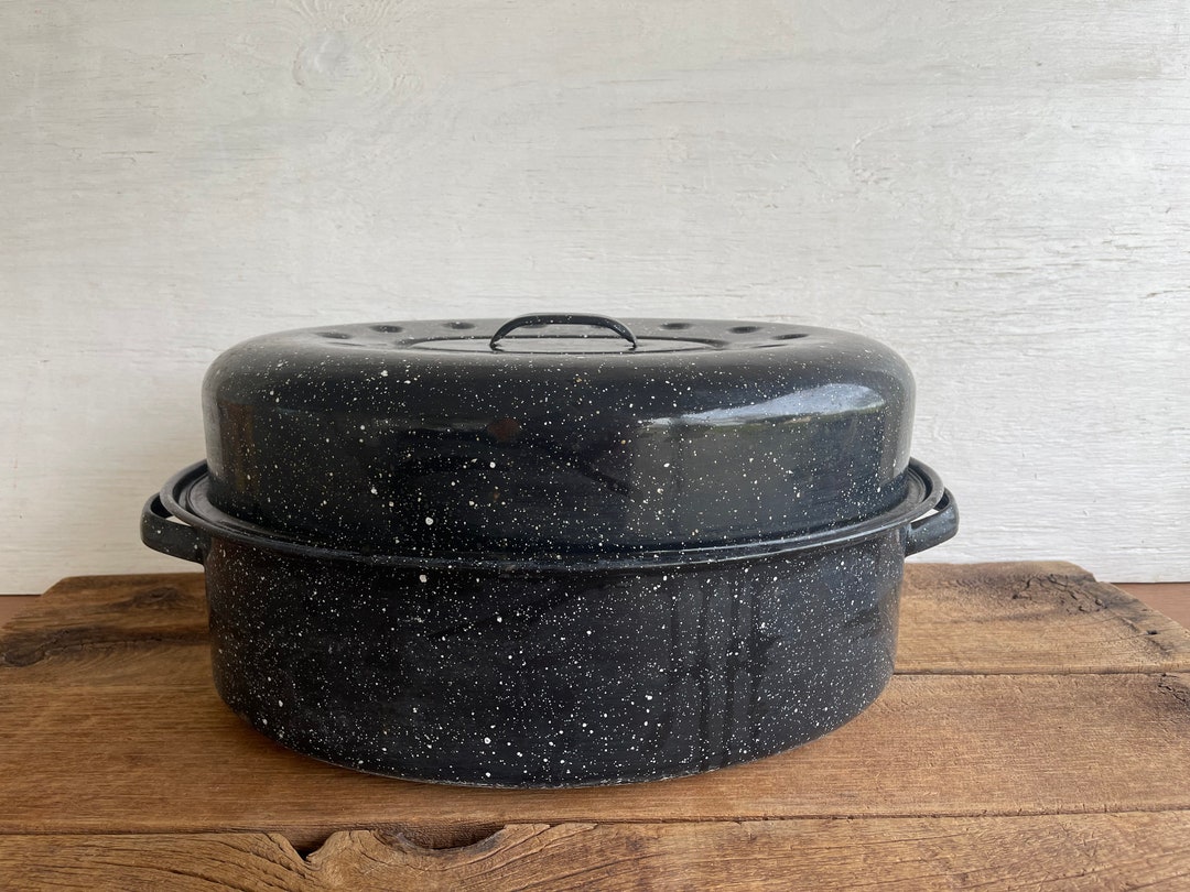 Large Vintage Enamelware Roaster Pan // Black and White Speckled ...