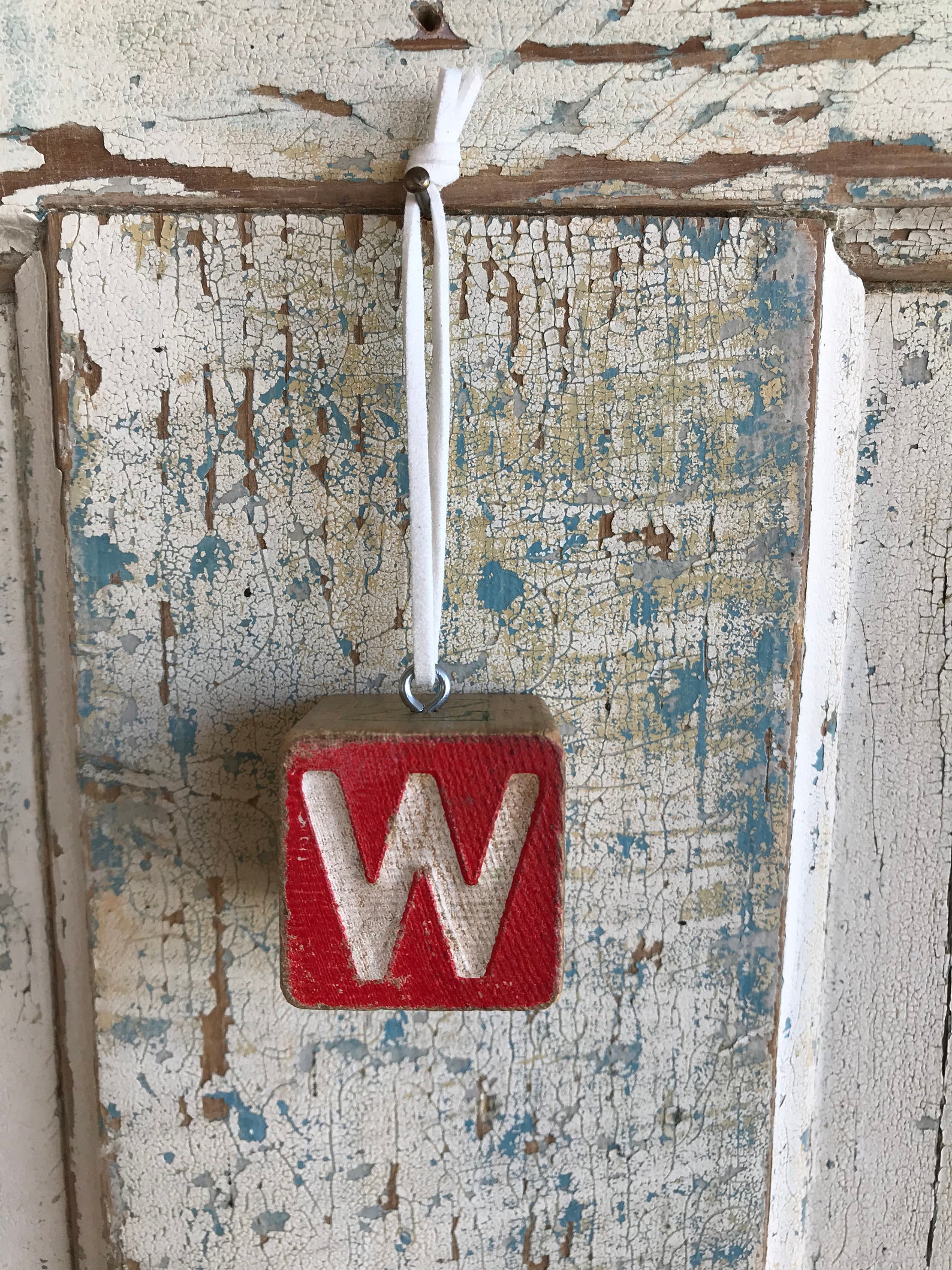 Letter W Vintage Alphabet Block Ornament // Your Choice // | Etsy