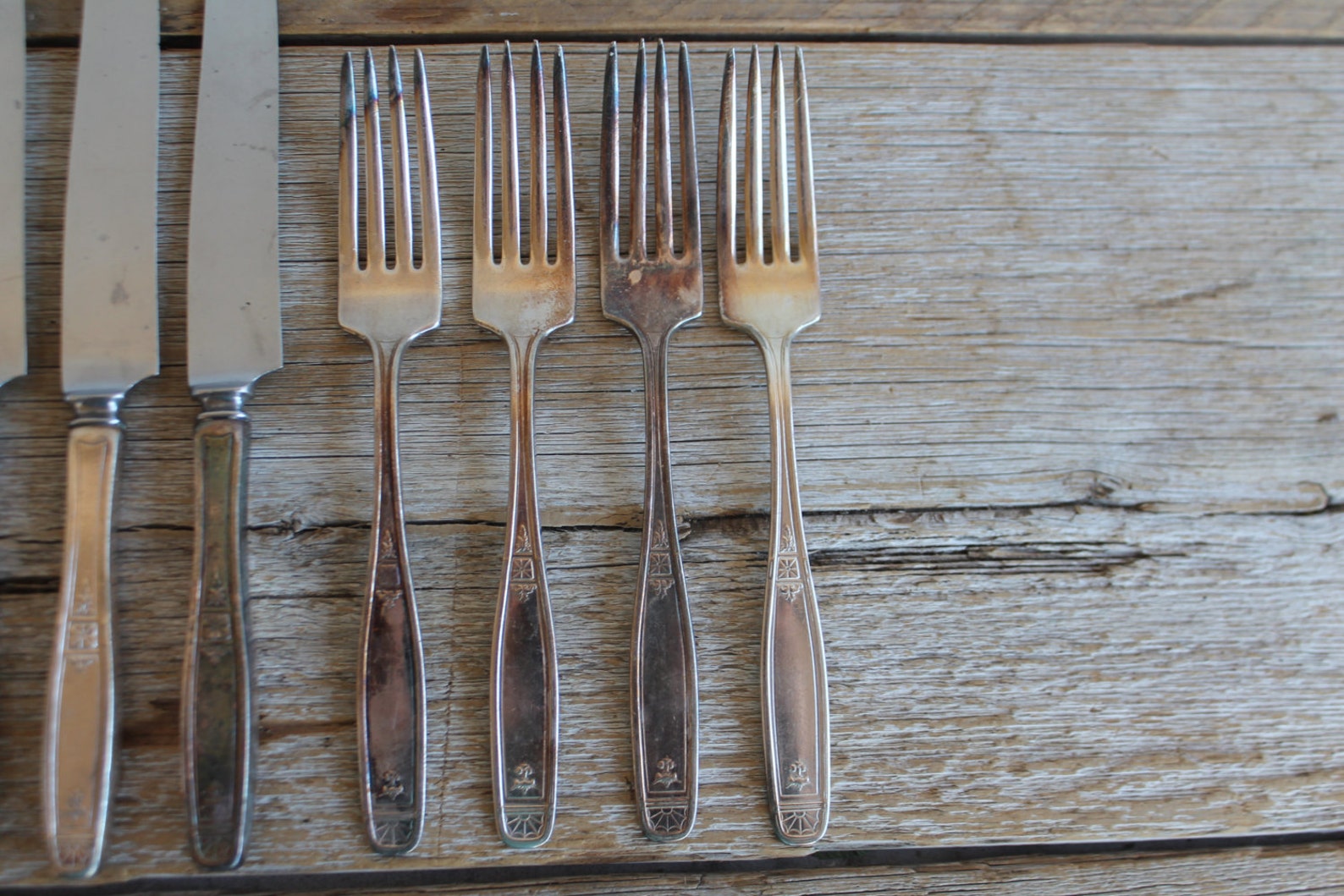 Vintage Silverplated Heirloom Silverware Forks & Knives // - Etsy