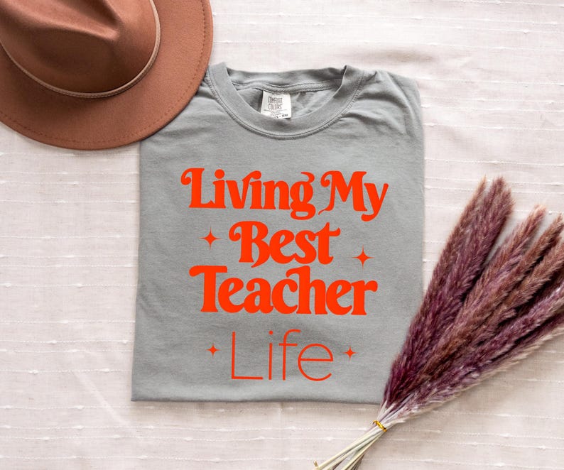 Retro Teacher Tee | Living My Best Teacher Life, Comfort Colors - Etsy