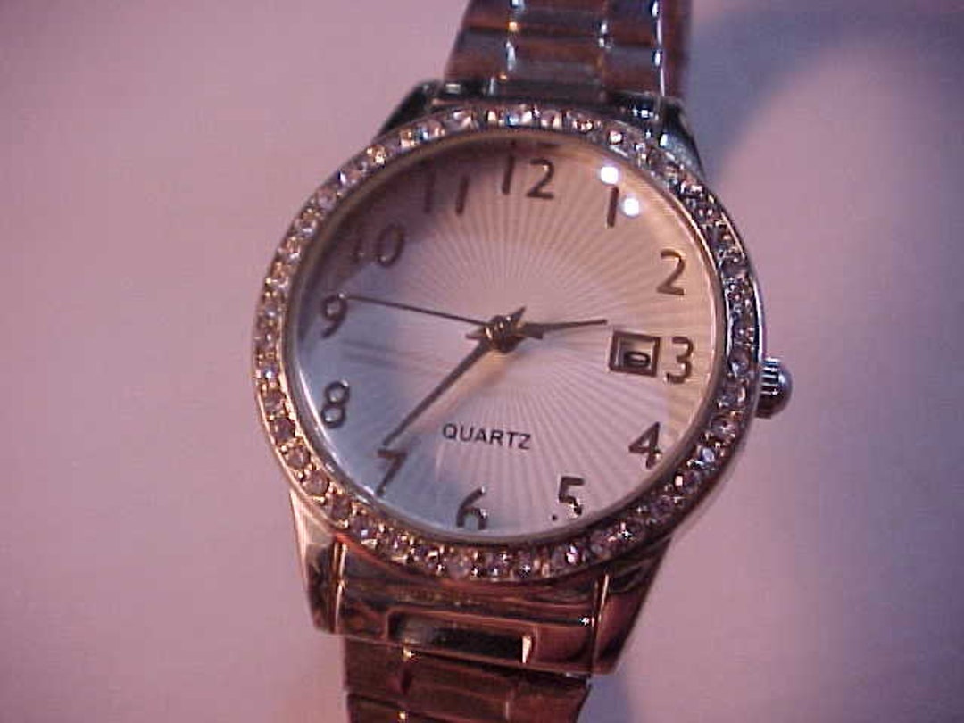 Accutime Women's Silver Quartz Wrist Watch With Date and Silver ...