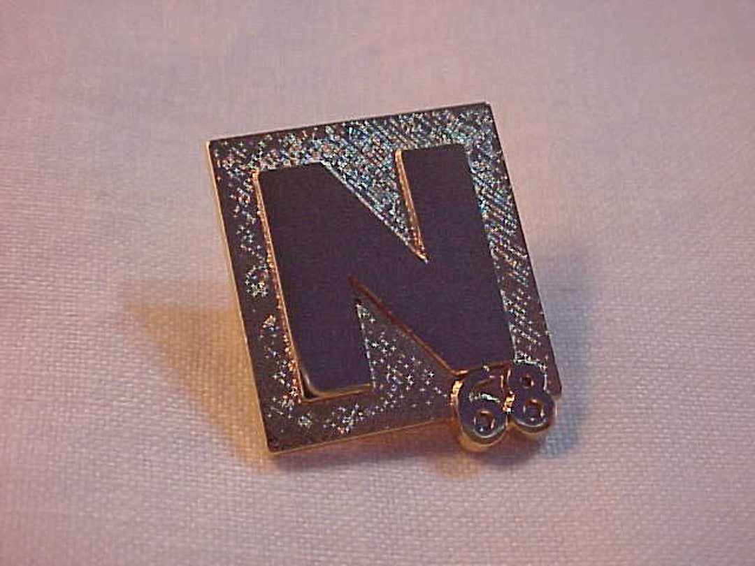 1968 Nixon Campaign Lapel Pin Jewelry Pin - Etsy