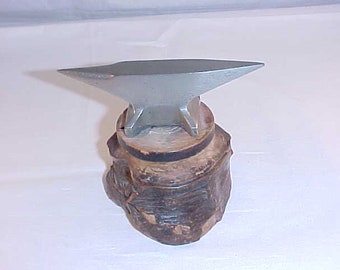 Stump Anvil - Etsy