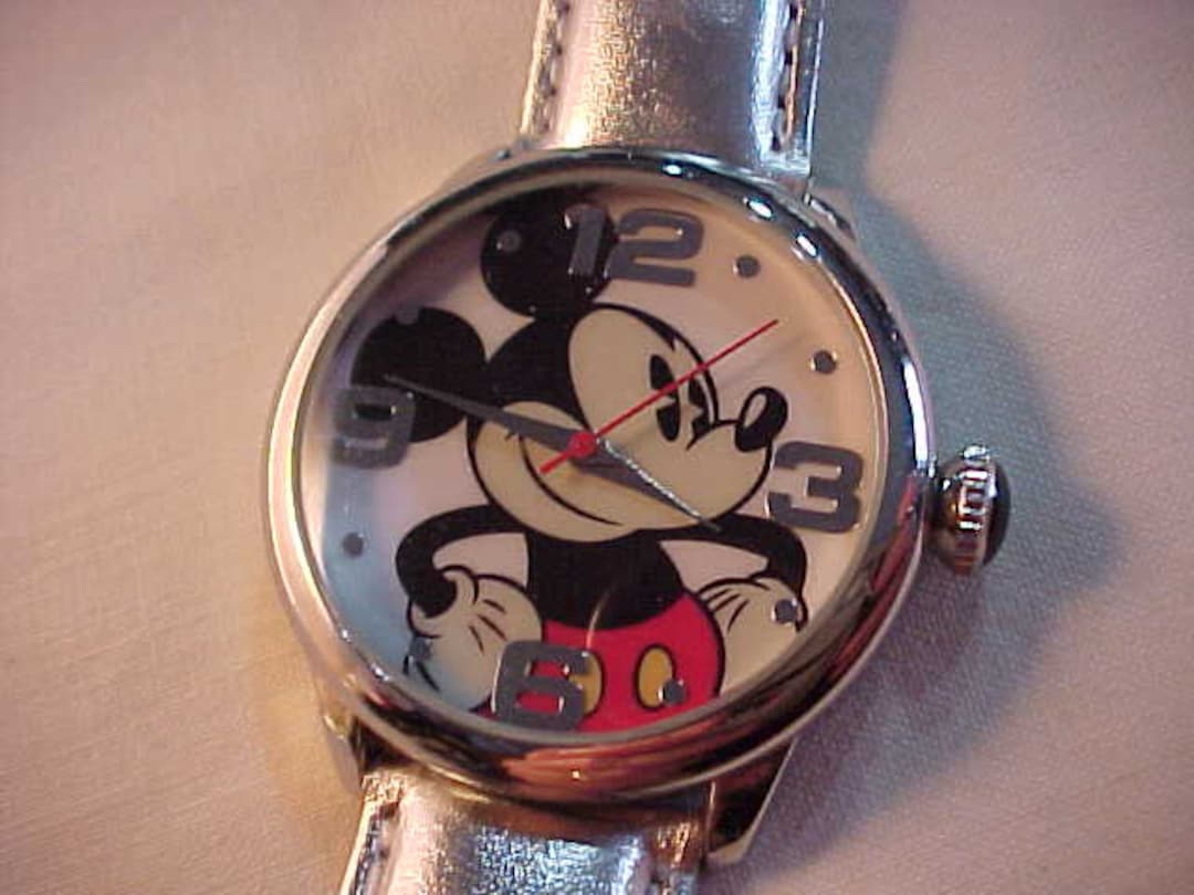 MZB Quartz Disney Mickey Mouse Wristwatch Working Watch Silver Tone ...