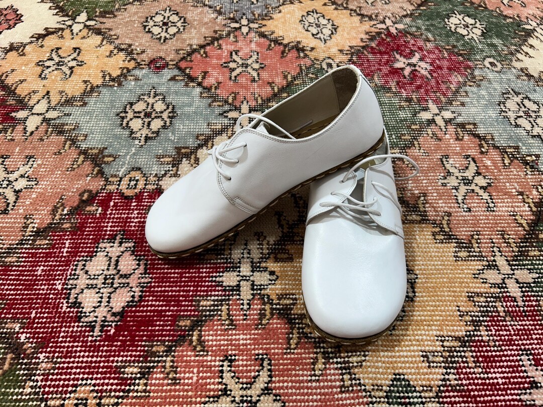 Ergonomic Leather Barefoot Shoes: Handmade Minimalist Wide Toe Box - Etsy