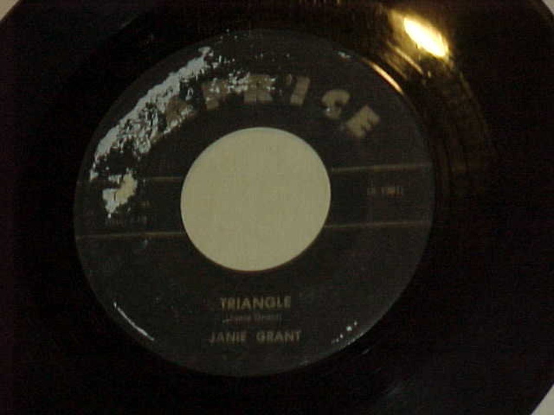 Janie Grant 45 Vinyl Record Triangle / She's Going - Etsy UK