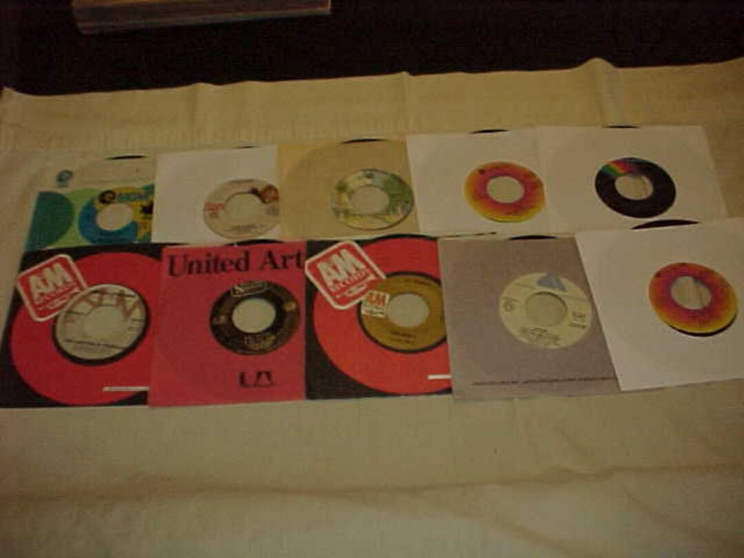 Ten 1970s Vinyl 45 Records - Loretta Lynn - John Wesley Ryles - Donna ...