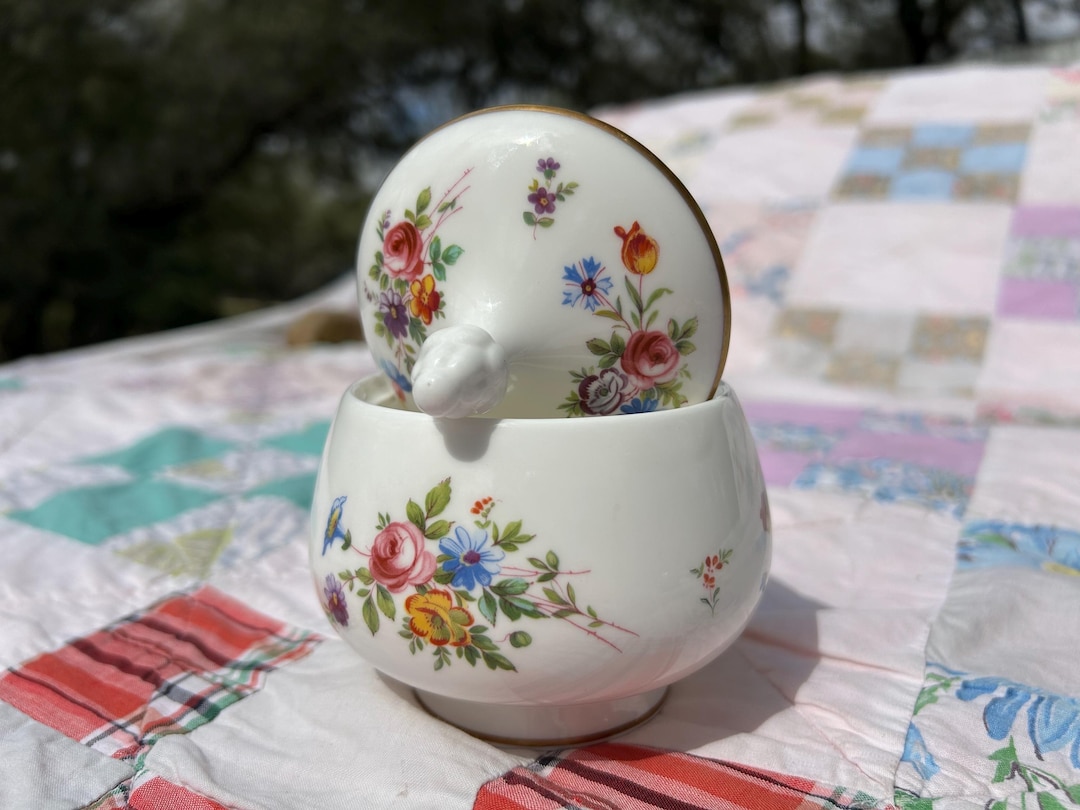 Vintage Marlow Bone China Sugar Bowl W/lid Floral Motif Gild Details - Etsy
