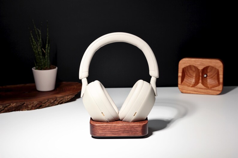 Handcrafted Wooden Headphone Stand for Sony WH-1000XM5 | Elegant ...