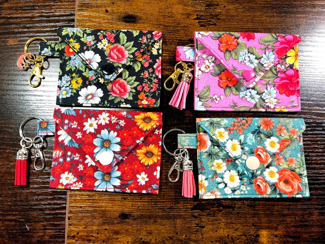 Vintage Floral Mini Wallets With Keychain - Etsy
