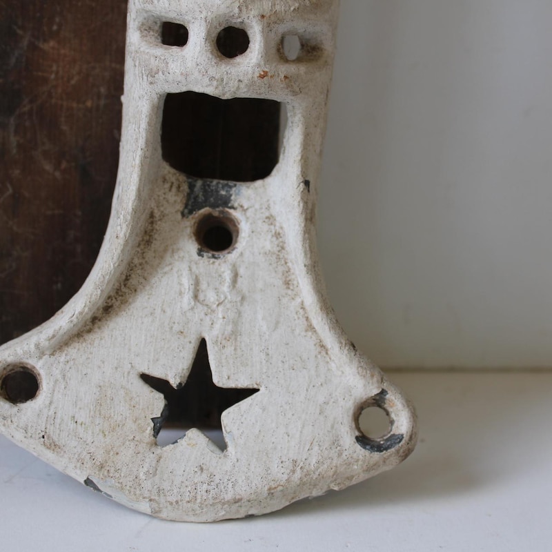 Cast Iron Wall Mount - Etsy