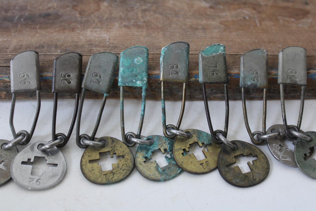 8 Vintage Small Pins Key Tag Numbered Fob Laundry Tool Blanket Safety ...