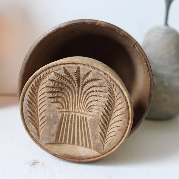 Primitive Mold - Etsy