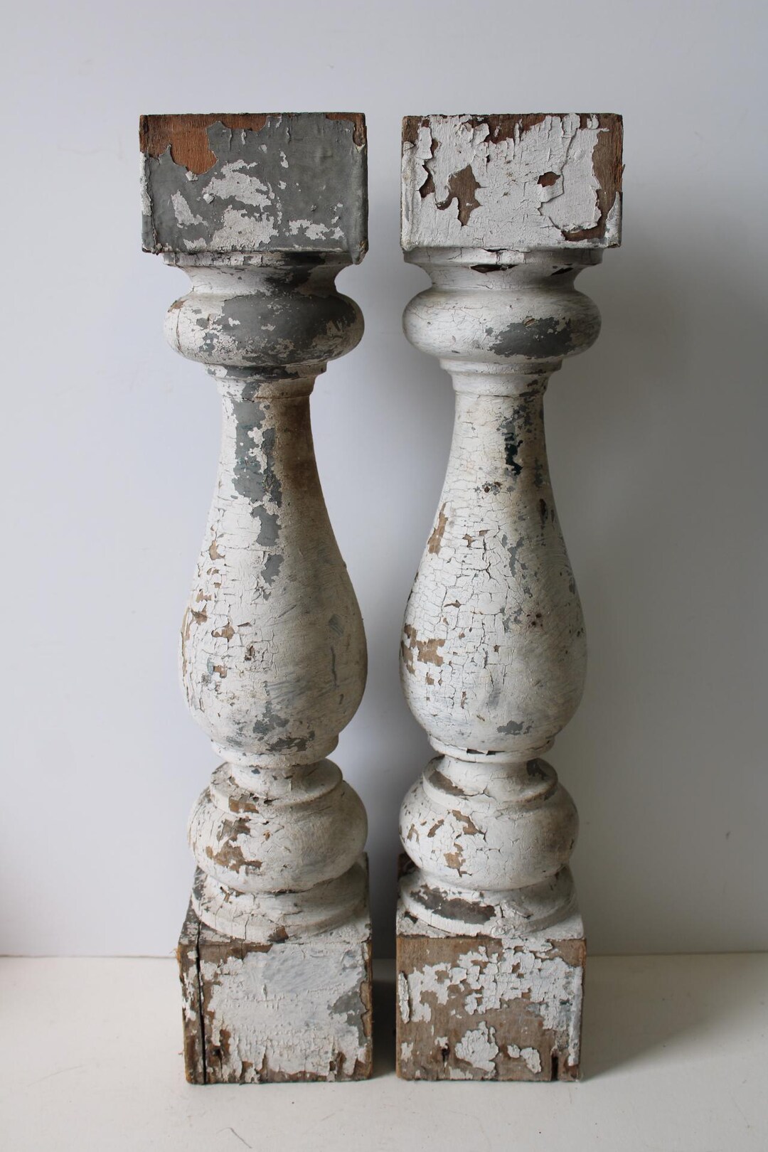 2 Antique Chunky Wood Spindles 18 Inch Chippy White Posts Table Legs ...