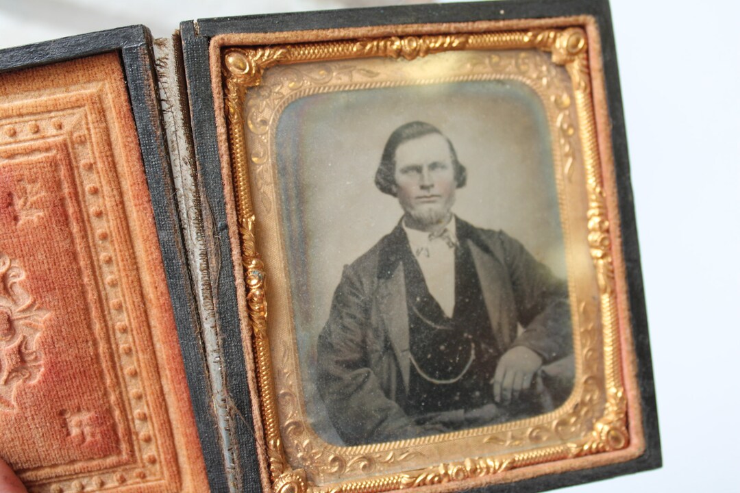 Antique Tintype Photo Frame Sitting Man Ornate Shelf Frame Victorian ...