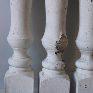 Four Vintage Wood Posts Chippy White Spindles Balusters Architectural ...