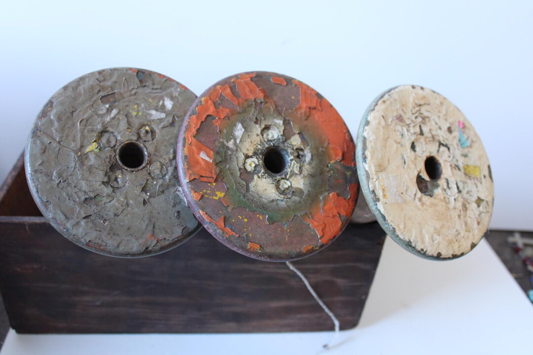 Three Vintage Wooden Textile Spools Chippy Paint Large Primitive Rustic ...