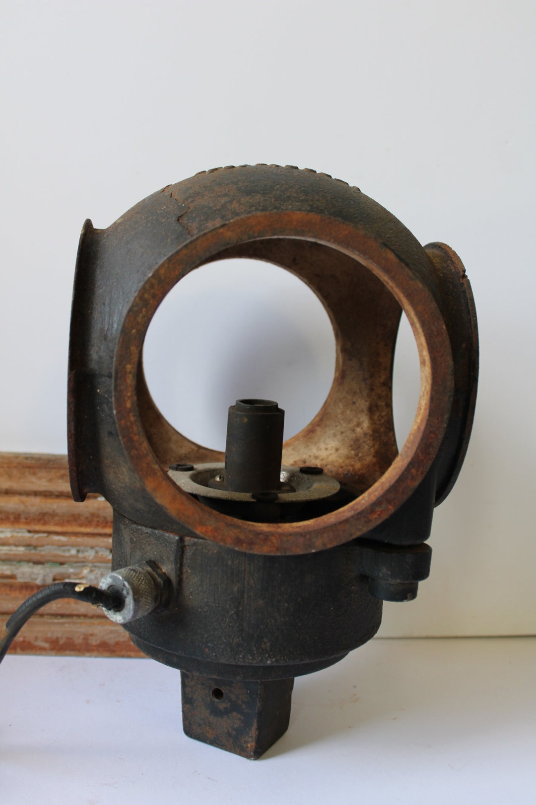 Vintage WRRS Railroad Switch Lamp Cast Iron Electric Light Antique ...