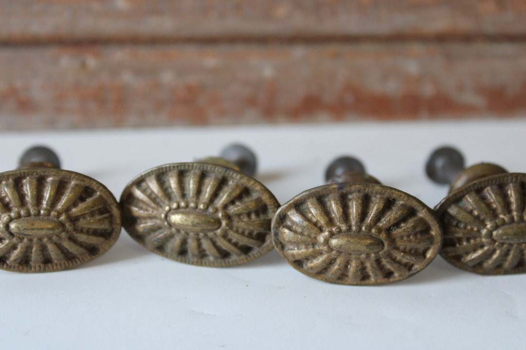 Four Vintage Ornate Brass Knobs Drawer Cabinet Cupboard Antique Pulls Handles Restoration ...