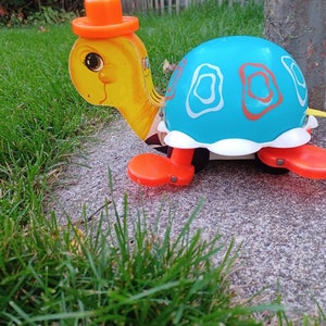 Vintage 60s Fisher Price Tiptoe Turtle Pull Toy 1962 Bright, Dapper ...