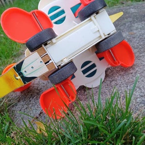 Vintage 60s Fisher Price Tiptoe Turtle Pull Toy 1962 Bright, Dapper ...