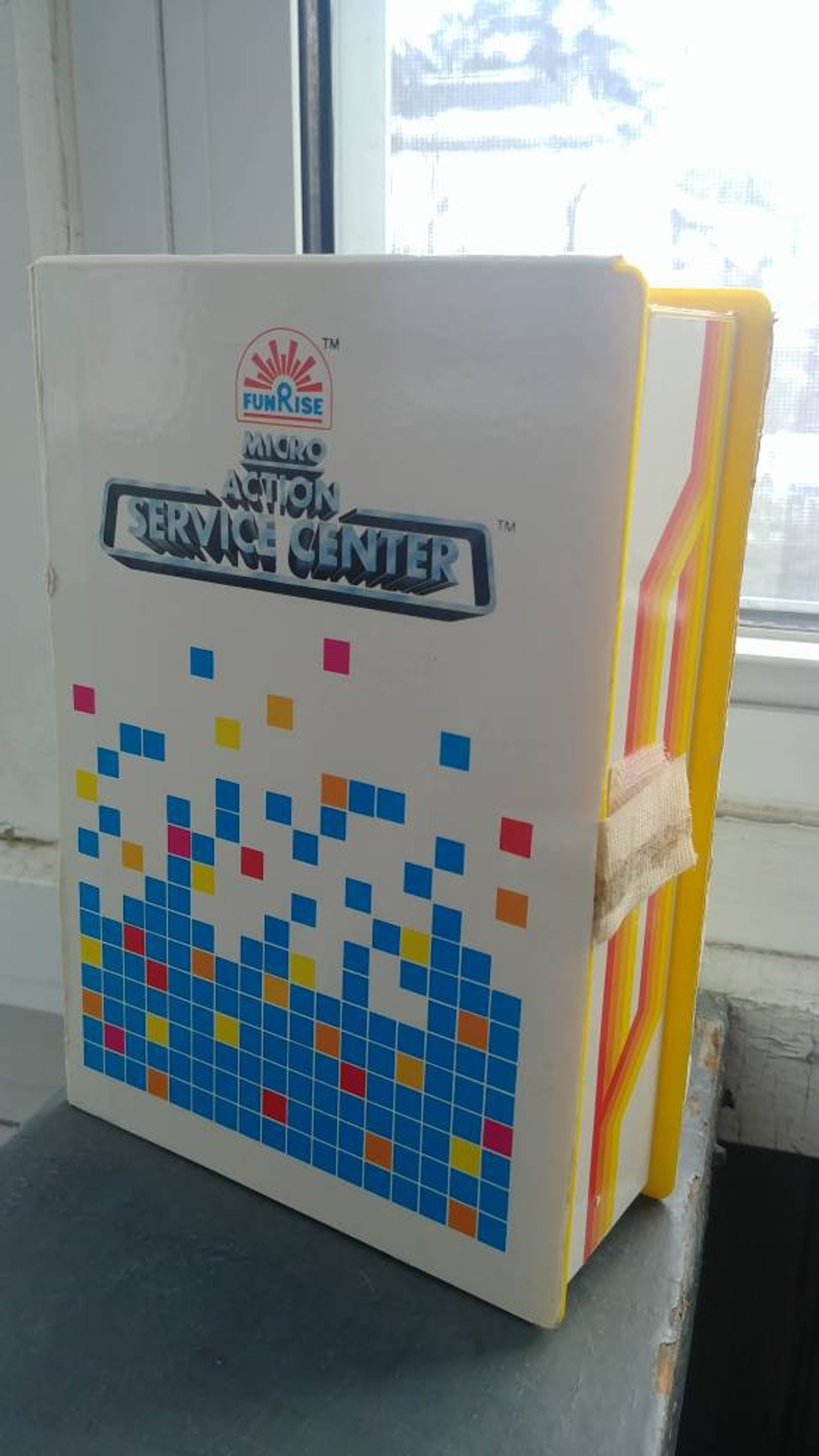 Vintage 80s Micro Machine Action Service Station & 2 Vehicles - Etsy