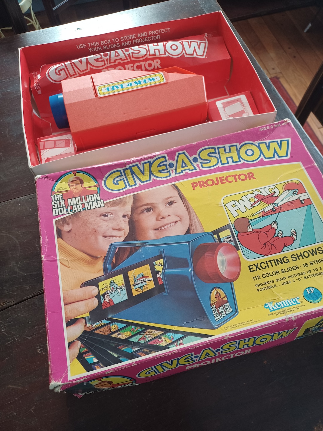 Vintage 70s Give A Show Projector- 6 Million Dollar Man Steve Austin ...