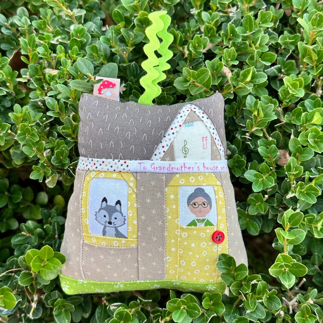 Little Red Riding Hood House / Quilted House Ornament / Little Red ...