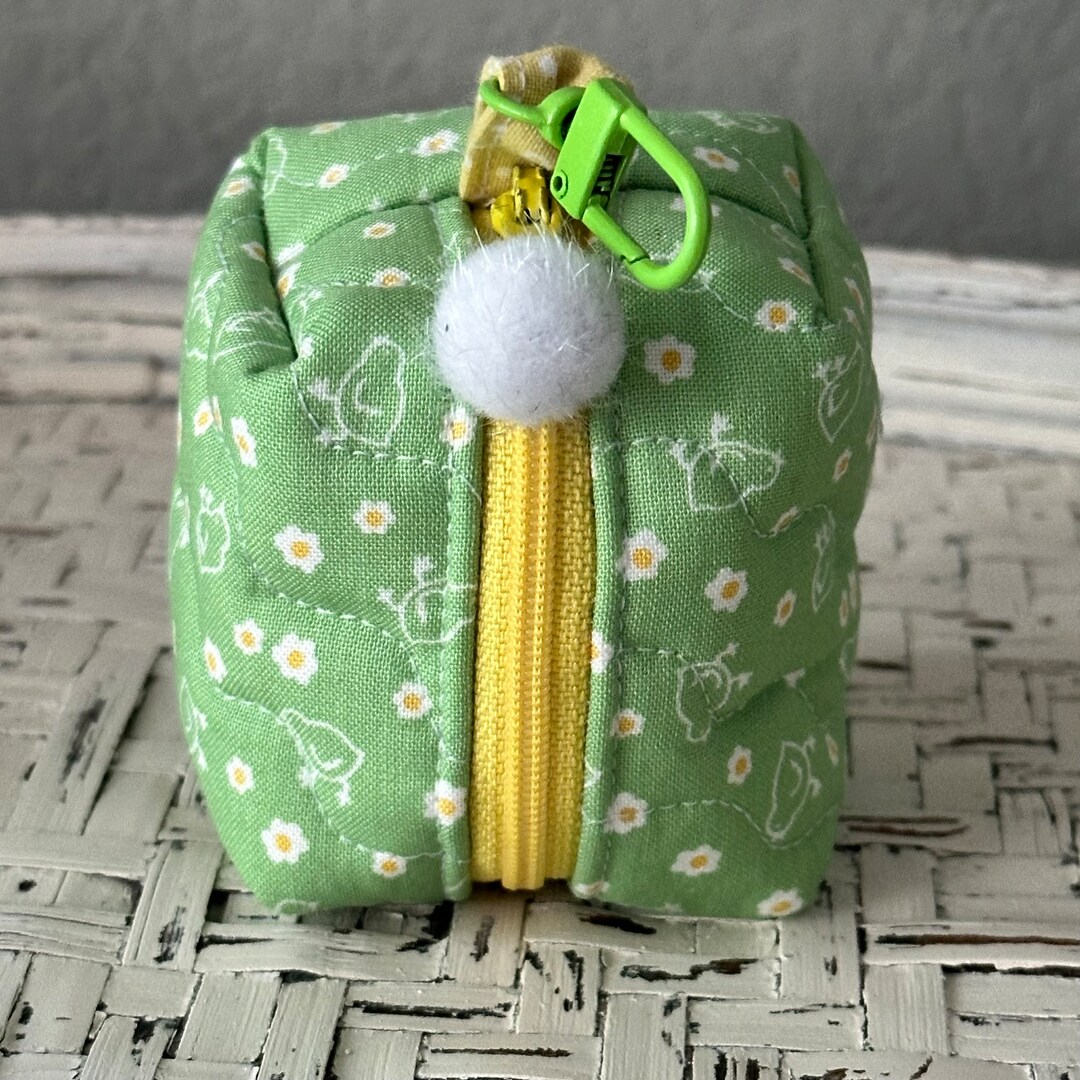 Baby Chick Tiny Box Pouch / Mini Box Pouch / Quilted Pouch Keychain ...