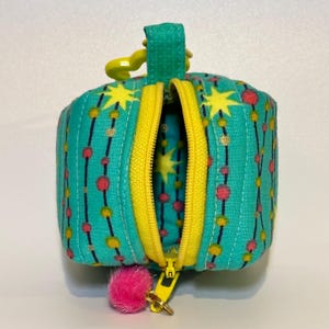 Star and Garland Tiny Box Pouch / Mini Box Pouch / Quilted Pouch ...