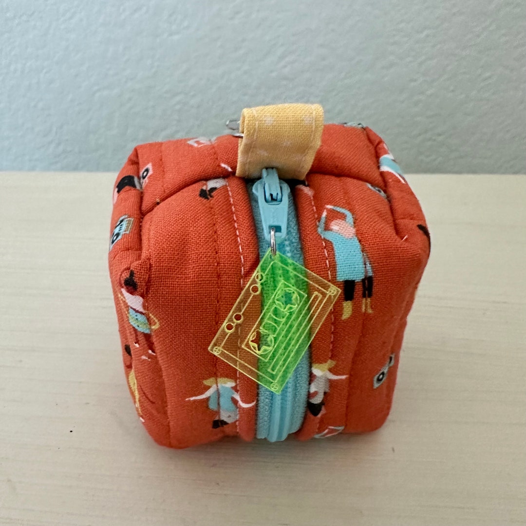 80s Exercise Tiny Box Pouch / Mini Box Pouch / Quilted Pouch Keychain ...