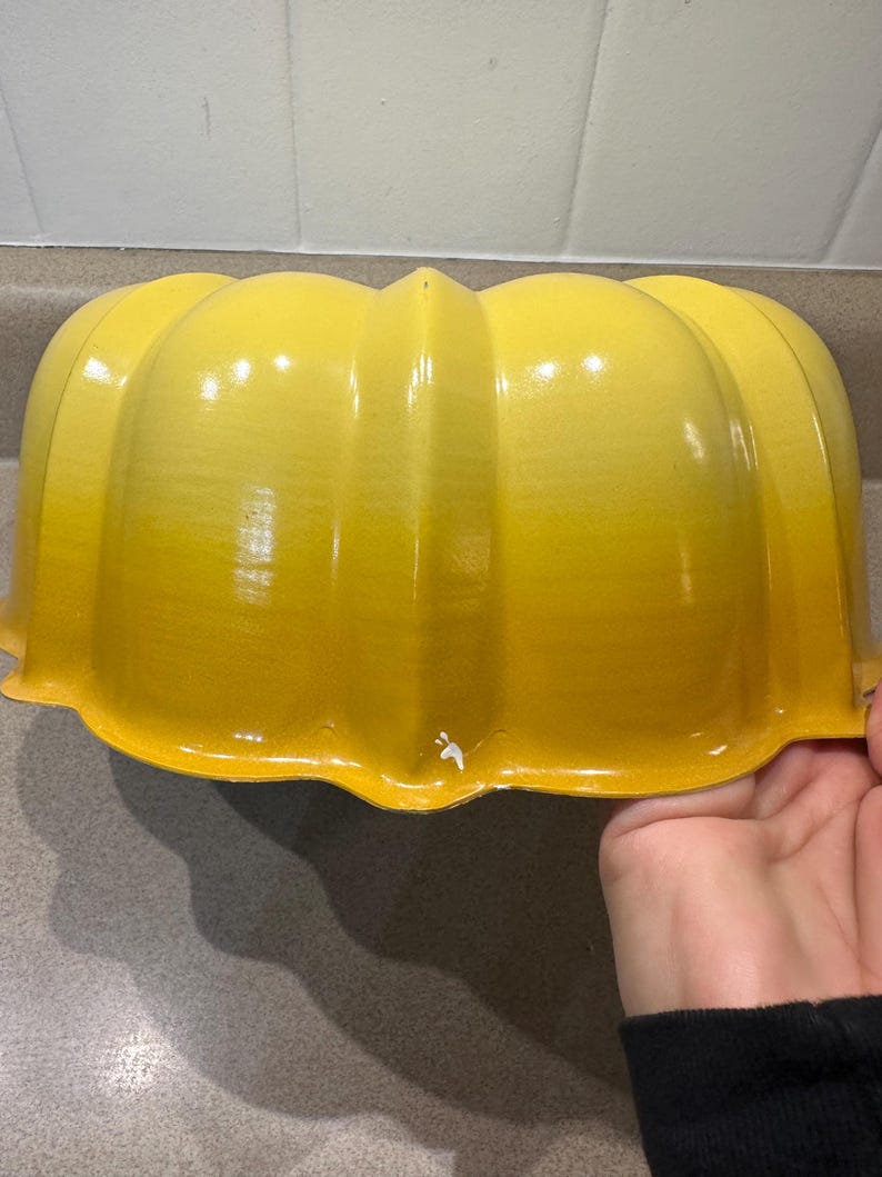 Nordic Ware Fluted Bundt Pan - Etsy