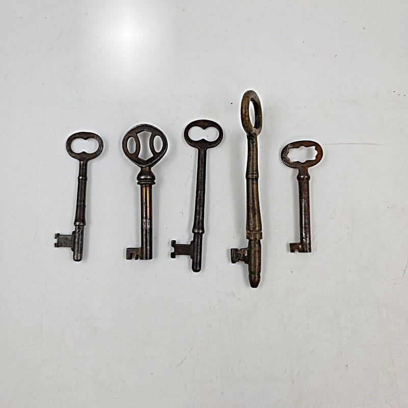 Iron Skeleton Key - Etsy