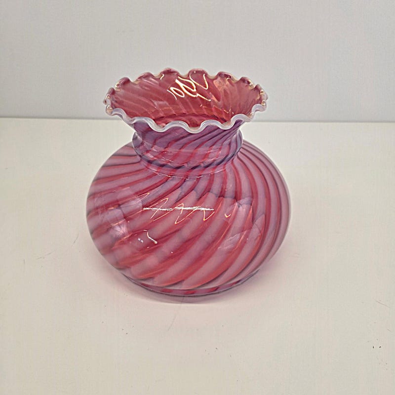 Vintage Fenton Swirl Lamp - Etsy