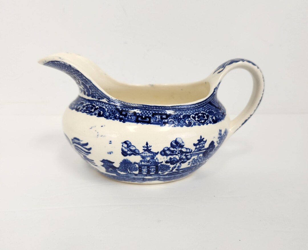 Vintage 1930's Blue Willow Blue and White Gravy Boat - Etsy