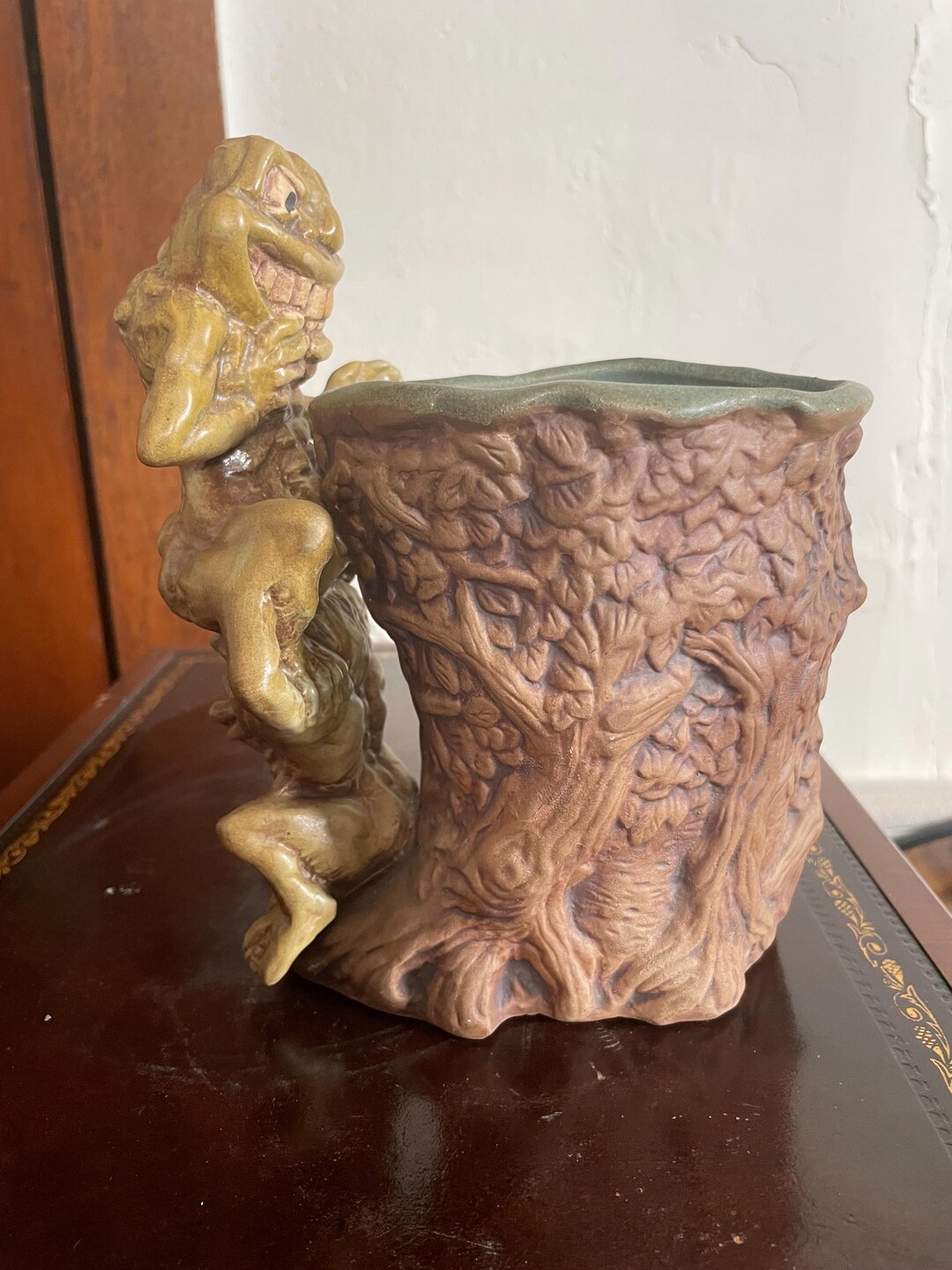 RARE Vintage “RUMPH” 1973 Jim Rumph Pottery Peaking Tom Ogre/troll Mug ...