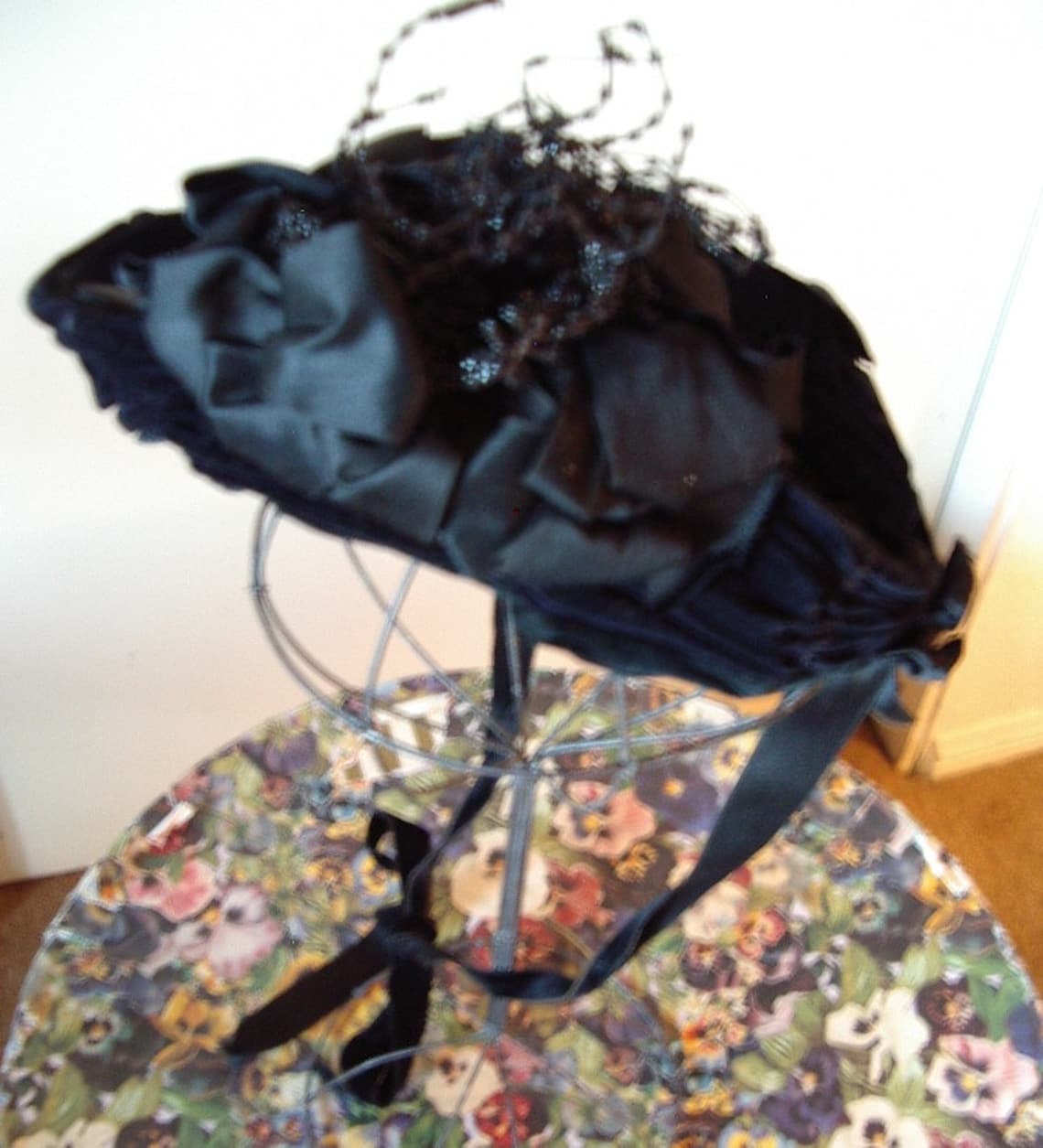 Original 1870s Victorian Velvet Spoon Bonnet Ribbon/jet Trim Mint Cond ...
