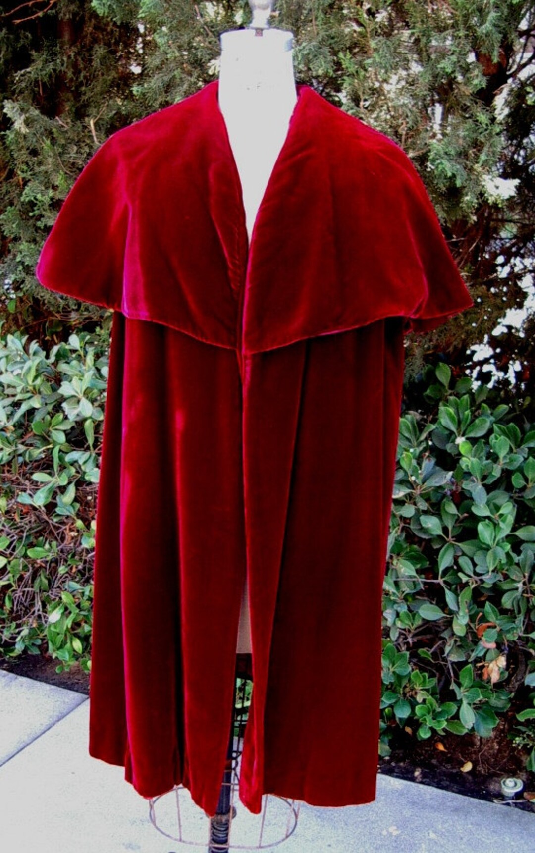 1950s Ruby Velvet Cape Collar Evening Coat, Designer Original Size ...