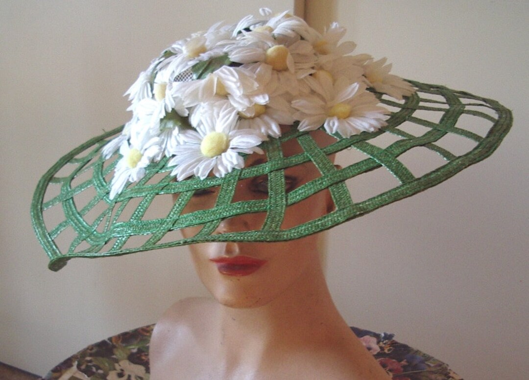 Glamorous Hand Woven Straw Braid Hat Green Lattice See Thru Brim ...
